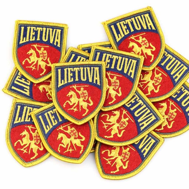 Antsiuvas ant rūbų Lietuva Vytis, kaina | Citysouvenirs.lt